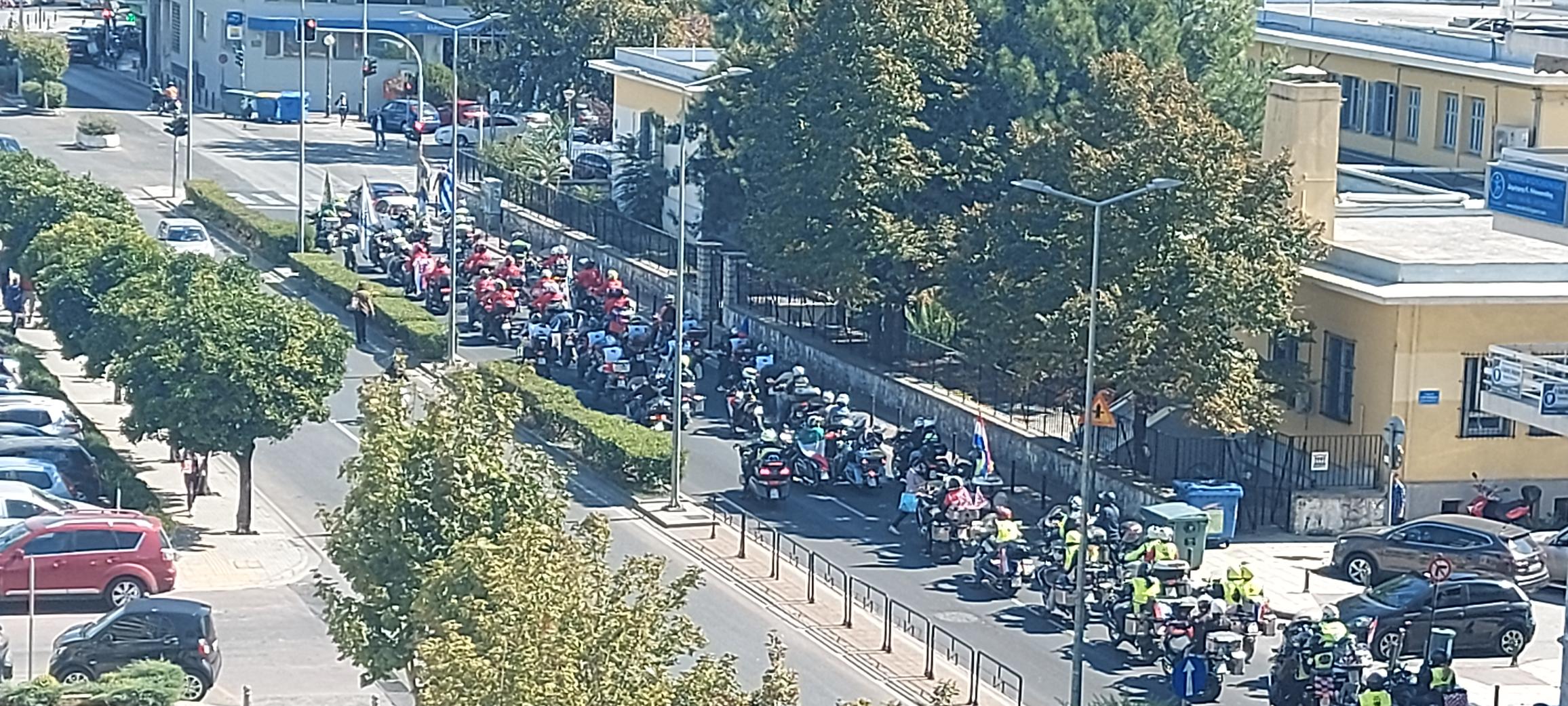 ΚΑΒΑΛΑ – Γέμισε το κέντρο μοτοσυκλέτες από όλο τον κόσμο