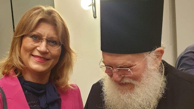 ΚΑΒΑΛΑ – ΝΕΑ ΔΗΜΟΚΡΑΤΙΑ – Πανταχού παρούσα η Μαίρη