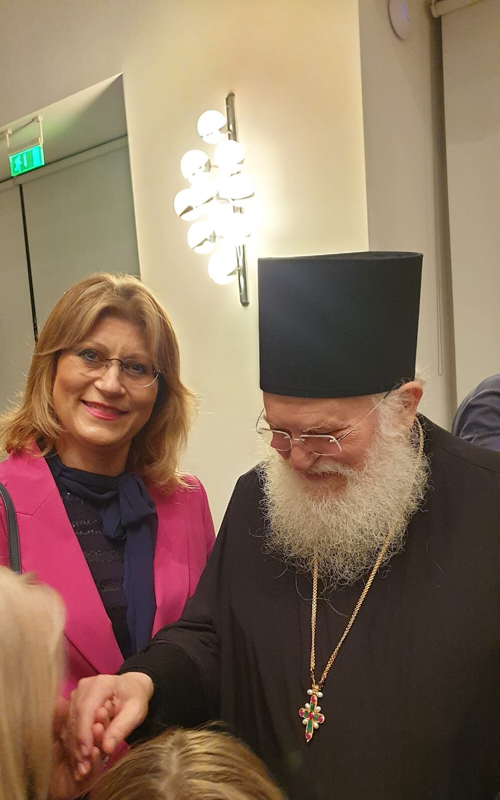 ΚΑΒΑΛΑ – ΝΕΑ ΔΗΜΟΚΡΑΤΙΑ – Πανταχού παρούσα η Μαίρη