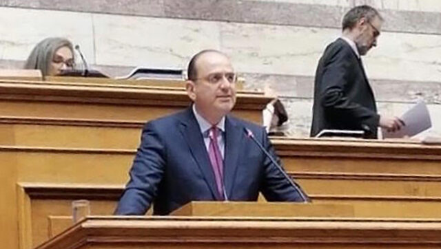 ΚΑΒΑΛΑ – ΜΑΚΑΡΙΟΣ ΛΑΖΑΡΙΔΗΣ – Οι αποχωρήσεις συνεργατών του, οι ...